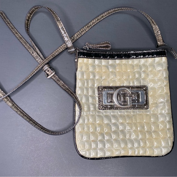 Guess | Bags | Vintage Y2k Guess Black Cream Leather Block Design ...